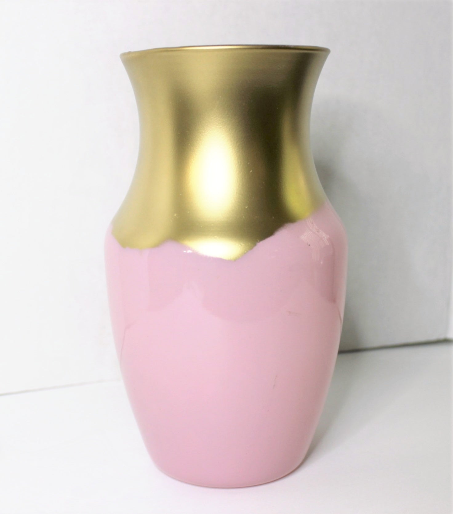 Two-tone Wave Vase– Decor Greetings